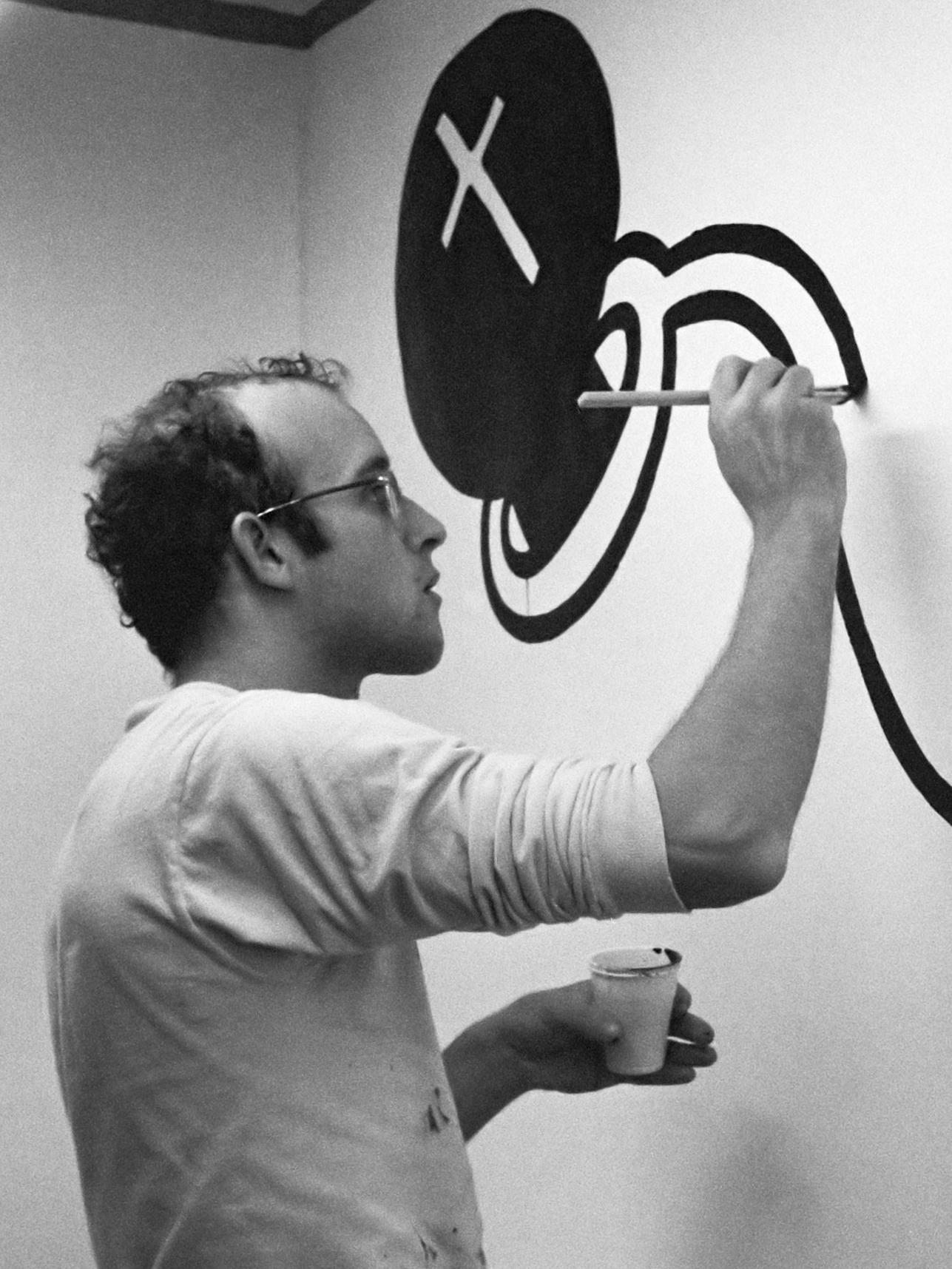 Keith Hering. Conheça a sua biografia e obra - ArteRef
