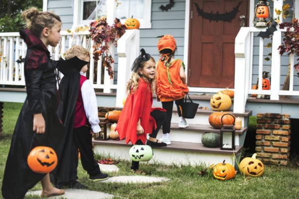Halloween: Conheça a origem do dia das bruxas - ArteRef
